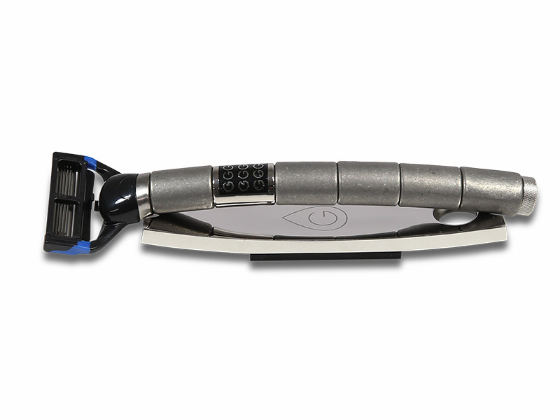 Razor Rough G Stamp Black Enamel - Gladderr